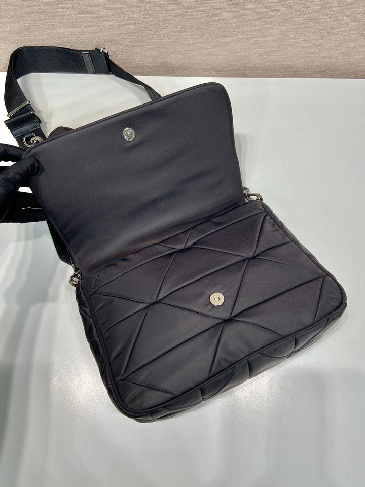 MEDIUM FLAP BAG 24 IN BLACK TRIANGULAR QUILTED PATTERN RE-NYLON – Chiba ...
